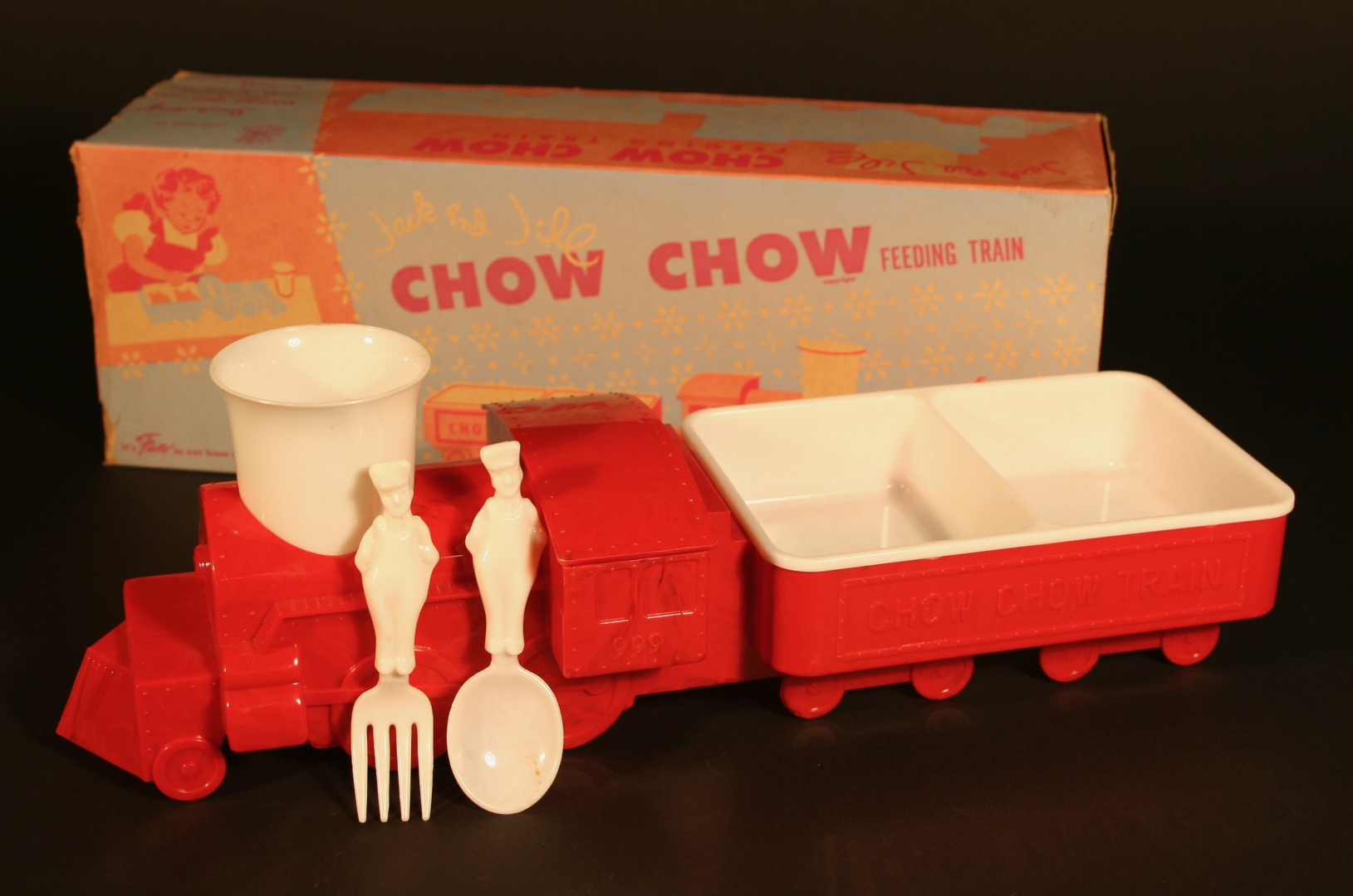 Playful Dining – International Museum of Dinnerware Design